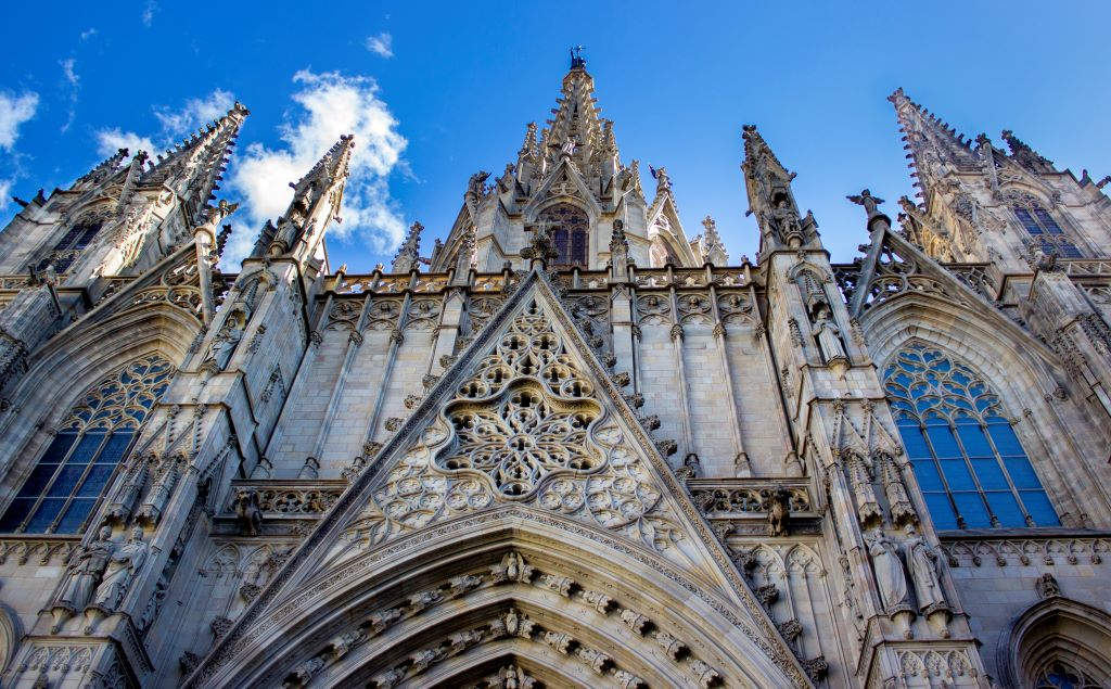 Gothic quarter & Cathedral | Let's Go Halal