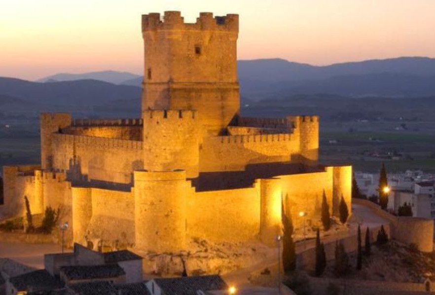Endless castles | Let's Go Halal